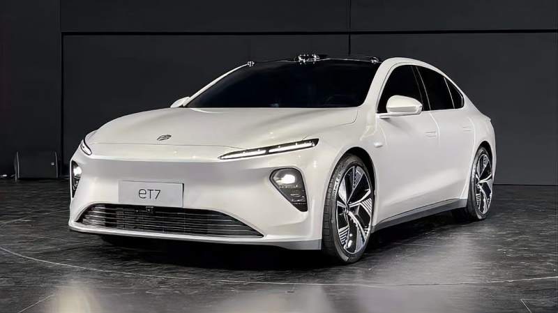 蔚来ET7试制版实车曝光，续航1000公里，明年第一季度交付！,汽车,车评,好看视频