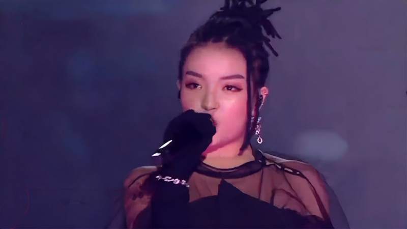 VAVA唱歌系列，演绎中国风RAP《我的新衣》，动感嗨唱点燃全场,音乐,流行音乐,好看视频