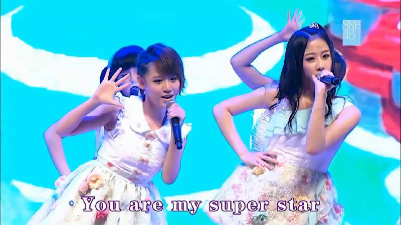 SHE《Super star》青春无敌，嗨翻全场,音乐,流行音乐,好看视频