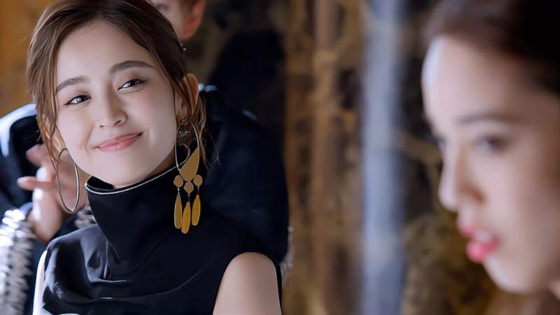 归还世界给你：欧阳希子表面乖乖听话，心里却一万个不服！,影视,爱情片,好看视频