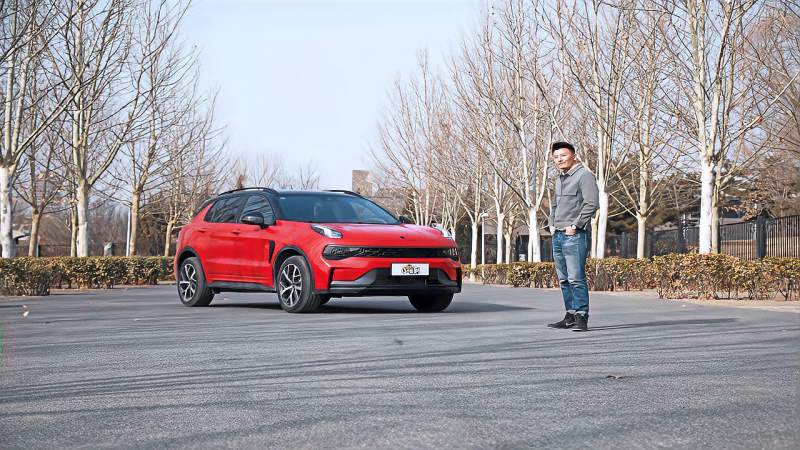 全新领克01来了 T5+8AT+四驱香不香？,汽车,车评,好看视频