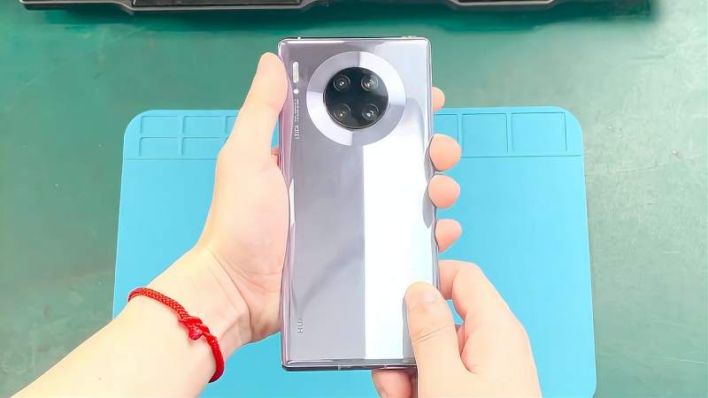 小学生寄一箱华为手机，换小米折叠屏？,数码,数码综合,好看视频