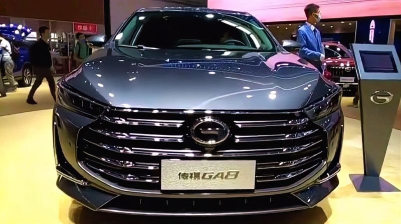 20款广汽传祺GA8 2.0L 涡轮增压发动机 气势汹汹大众都慌,汽车,车评,好看视频