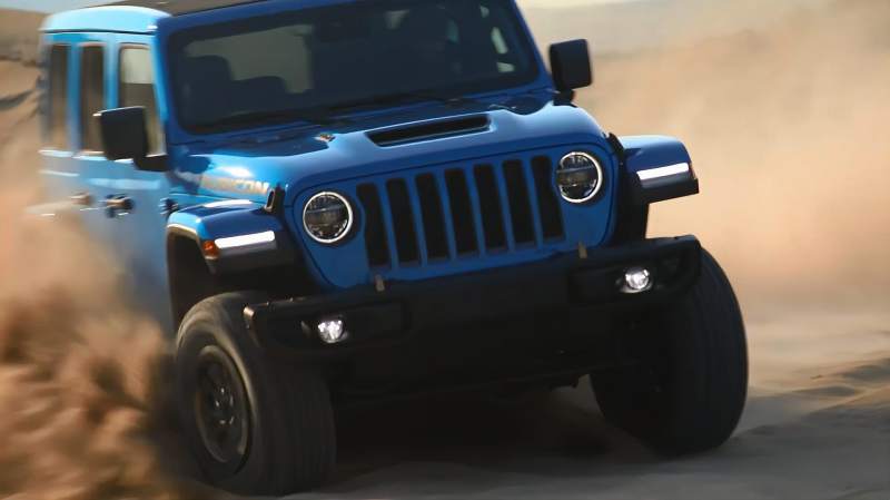 2021新款Jeep牧马人，硬派越野车不仅爬山涉水，还要挑战加速性能,汽车,车评,好看视频