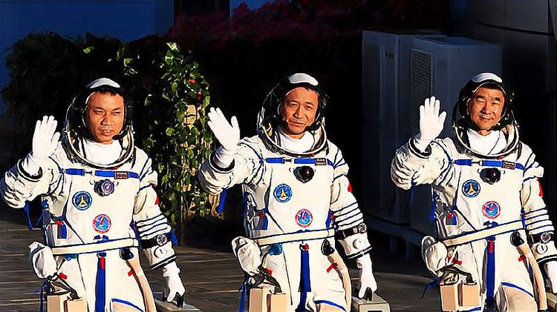 早餐湃｜领命出征！,时事,地区发展,好看视频