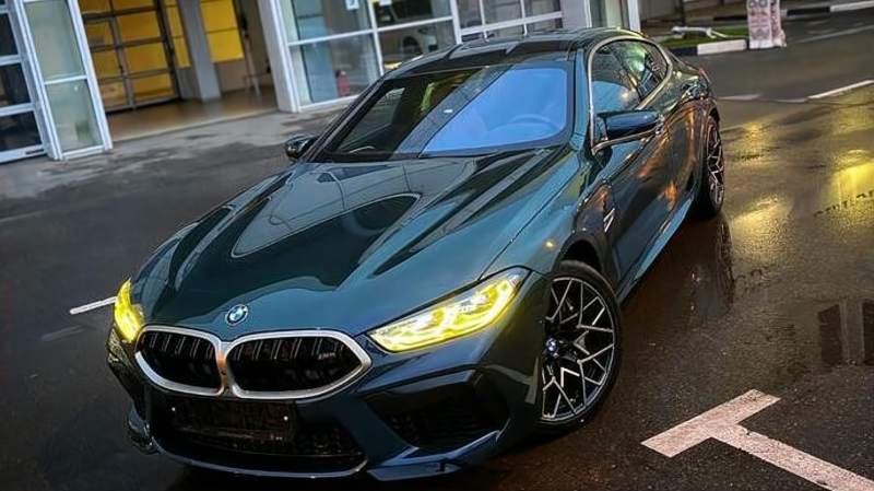 全新宝马M8 GC版车型海外实拍 搭载4.4T发动机,汽车,车评,好看视频
