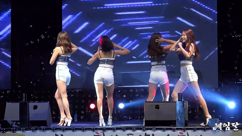 「Shake It」这么经典的舞曲，不假装剪辑一下，说不过去！,音乐,流行音乐,好看视频