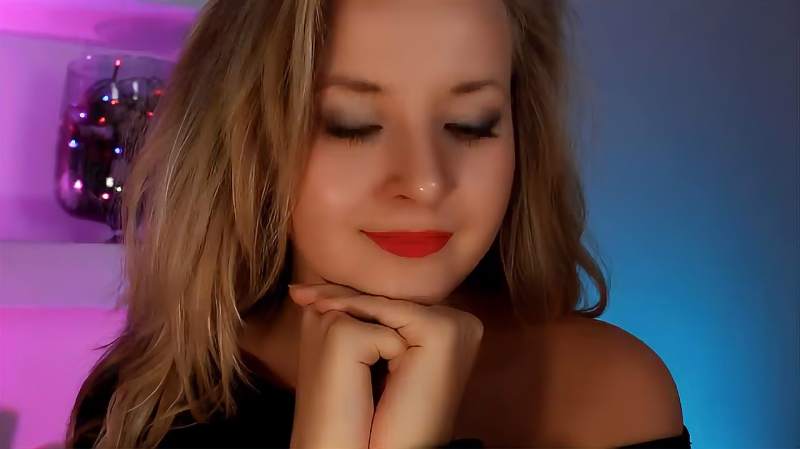 Valeriya ASMR 细声细语 耳机必备,娱乐,明星八卦,好看视频