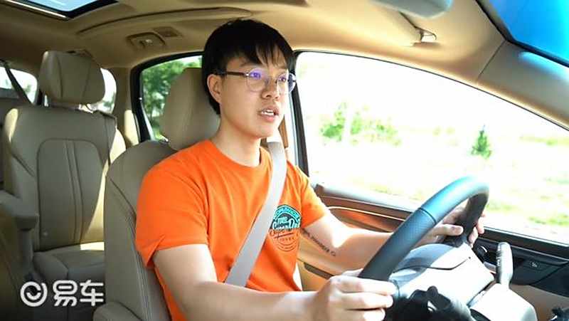 别克gl8 Es陆尊初体验 Mpv中的老炮有何新本事? 汽车 车评 好看视频